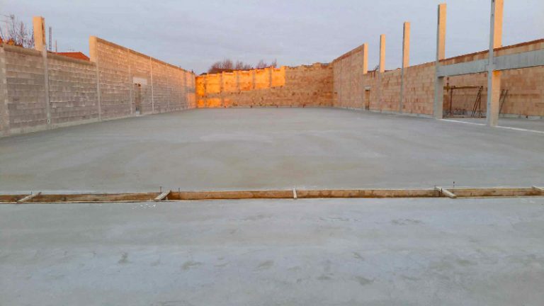 Dallage béton – V.mat Construction – Le spécialiste des dallages béton ...